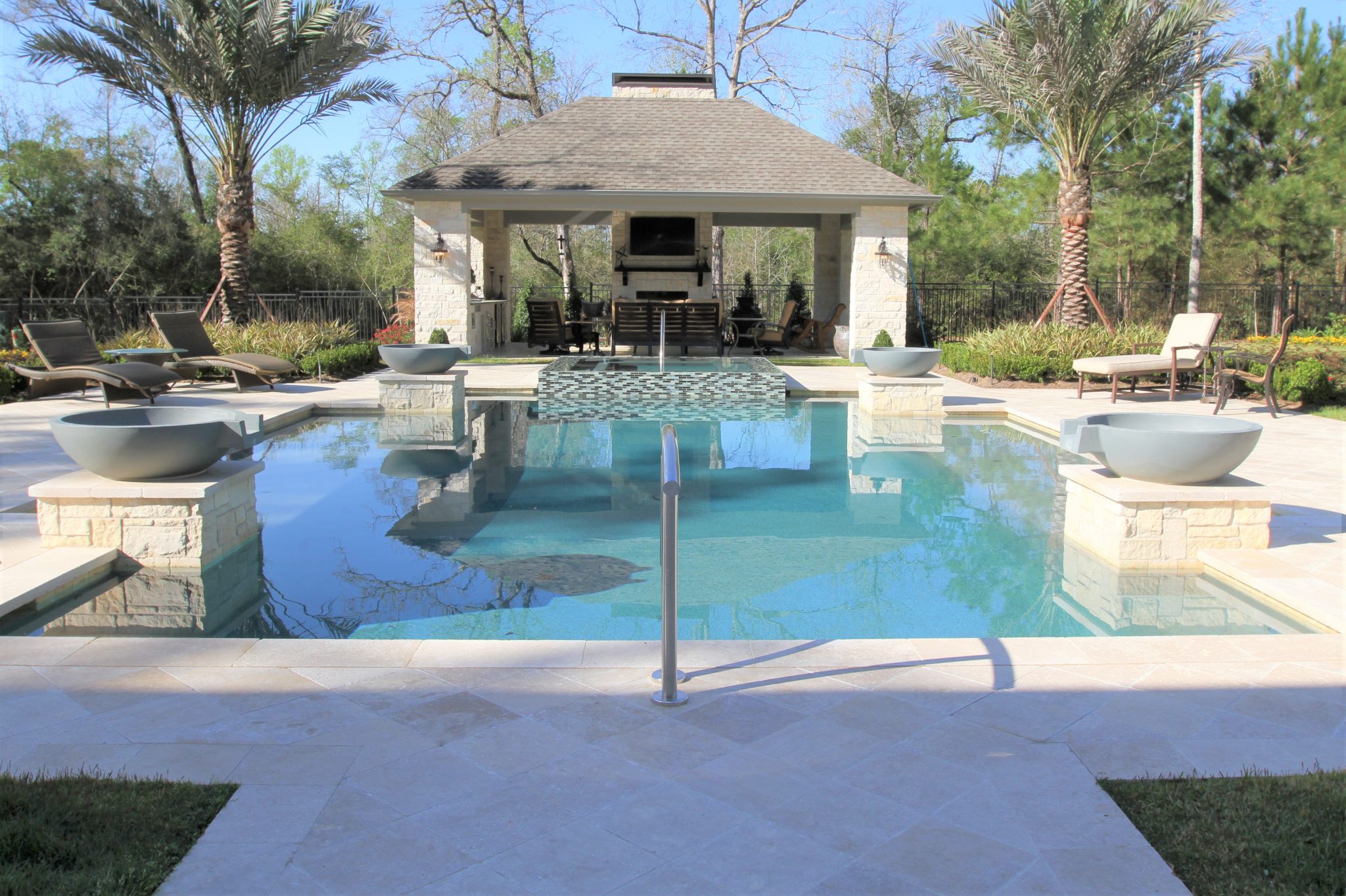 Hipp Pools - BestOf Winner 2021 | Living Magazine